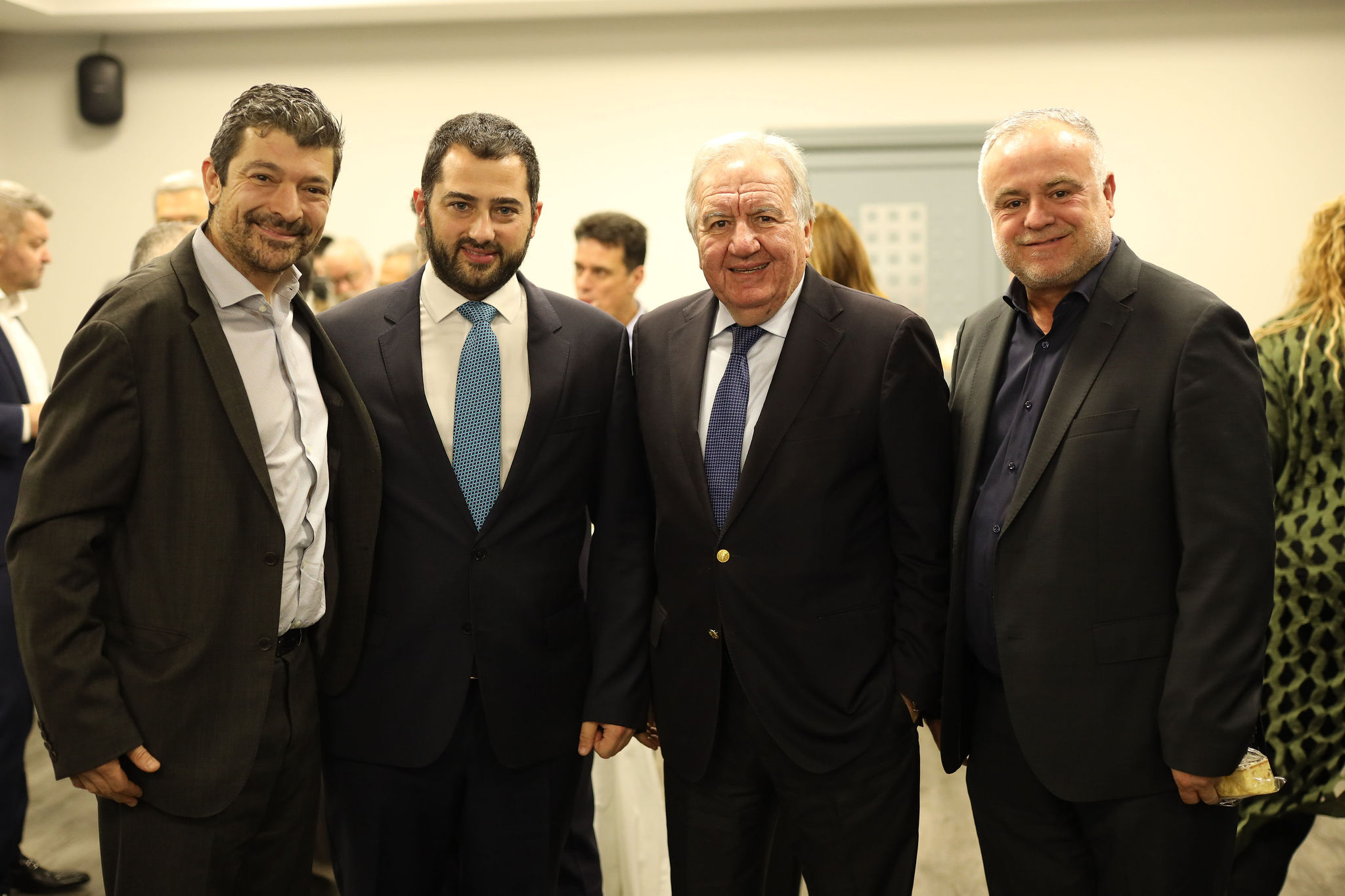 Στις εγκαταστάσεις της Aluminco Α.Ε. στα Οινόφυτα Βοιωτίας ...